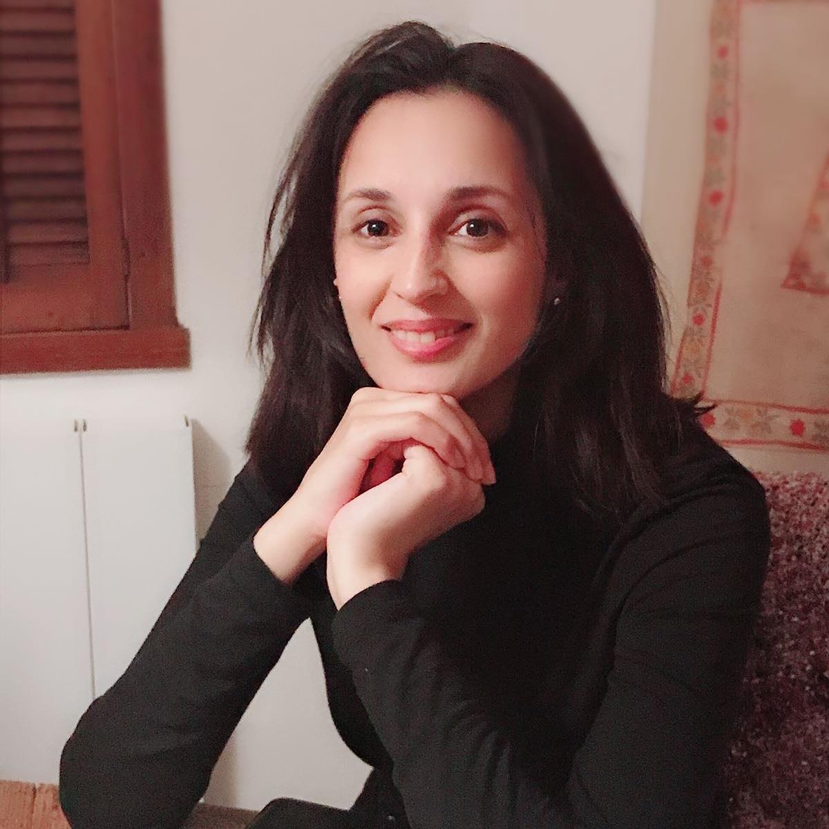 Farida Ali – Art Historian, Writer and Specialist